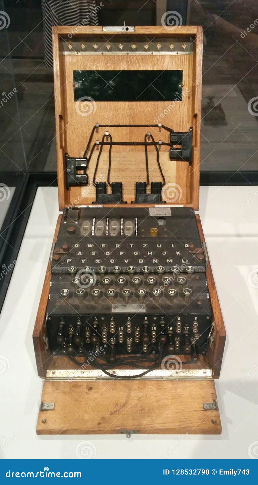 Macchina Di Codice Di Enigma Del Tedesco Di WWII Immagine Editoriale ...
