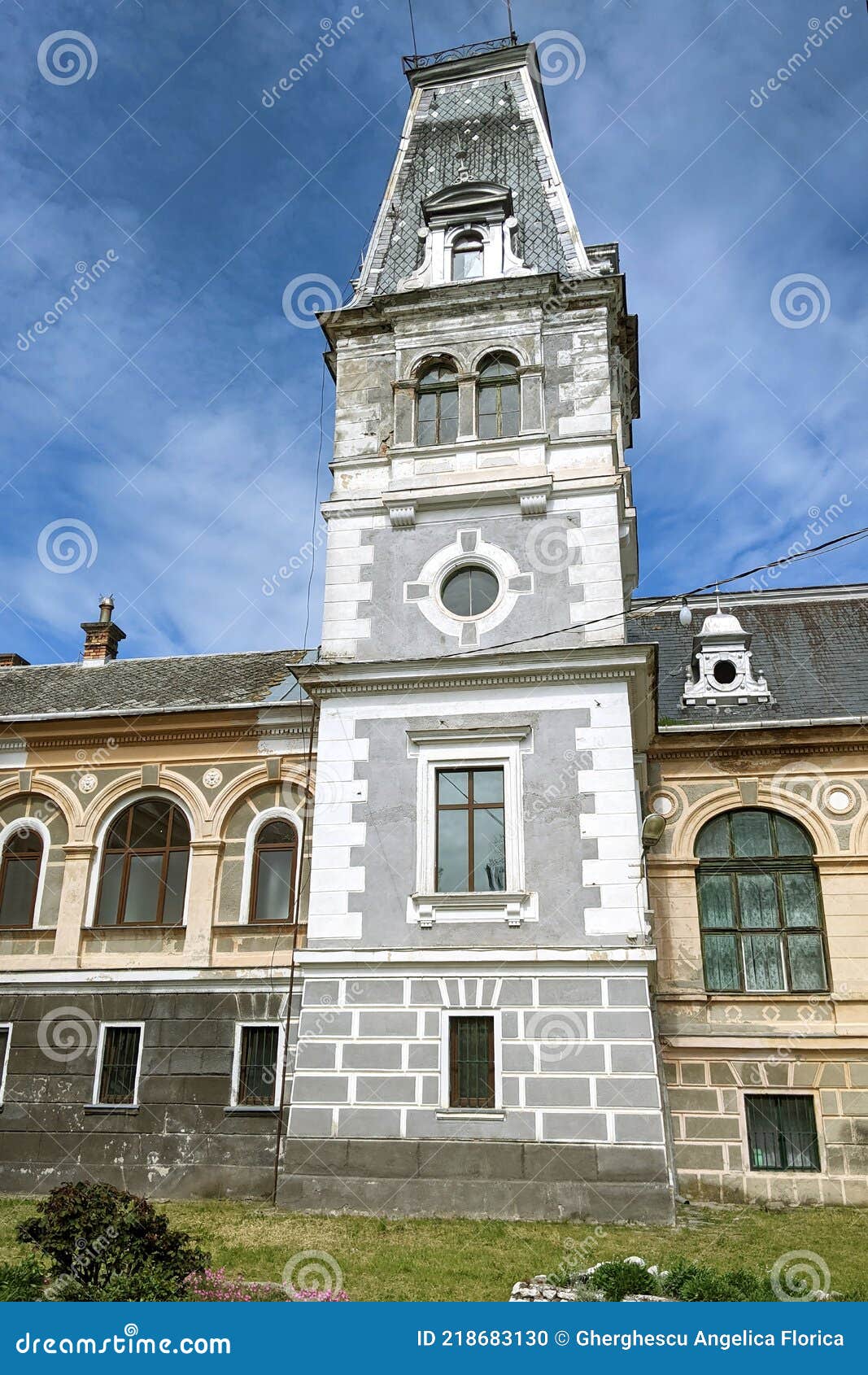 Macea Castle or Csernovics Castle - Dendrological Park Macea Arad, Arad ...