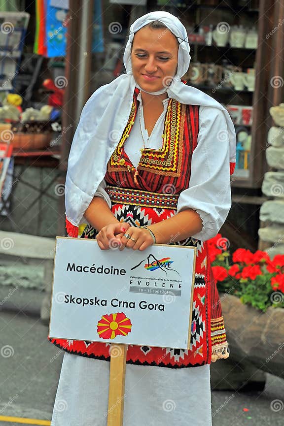 Macedonian Dance Group editorial image. Image of slav - 20739825