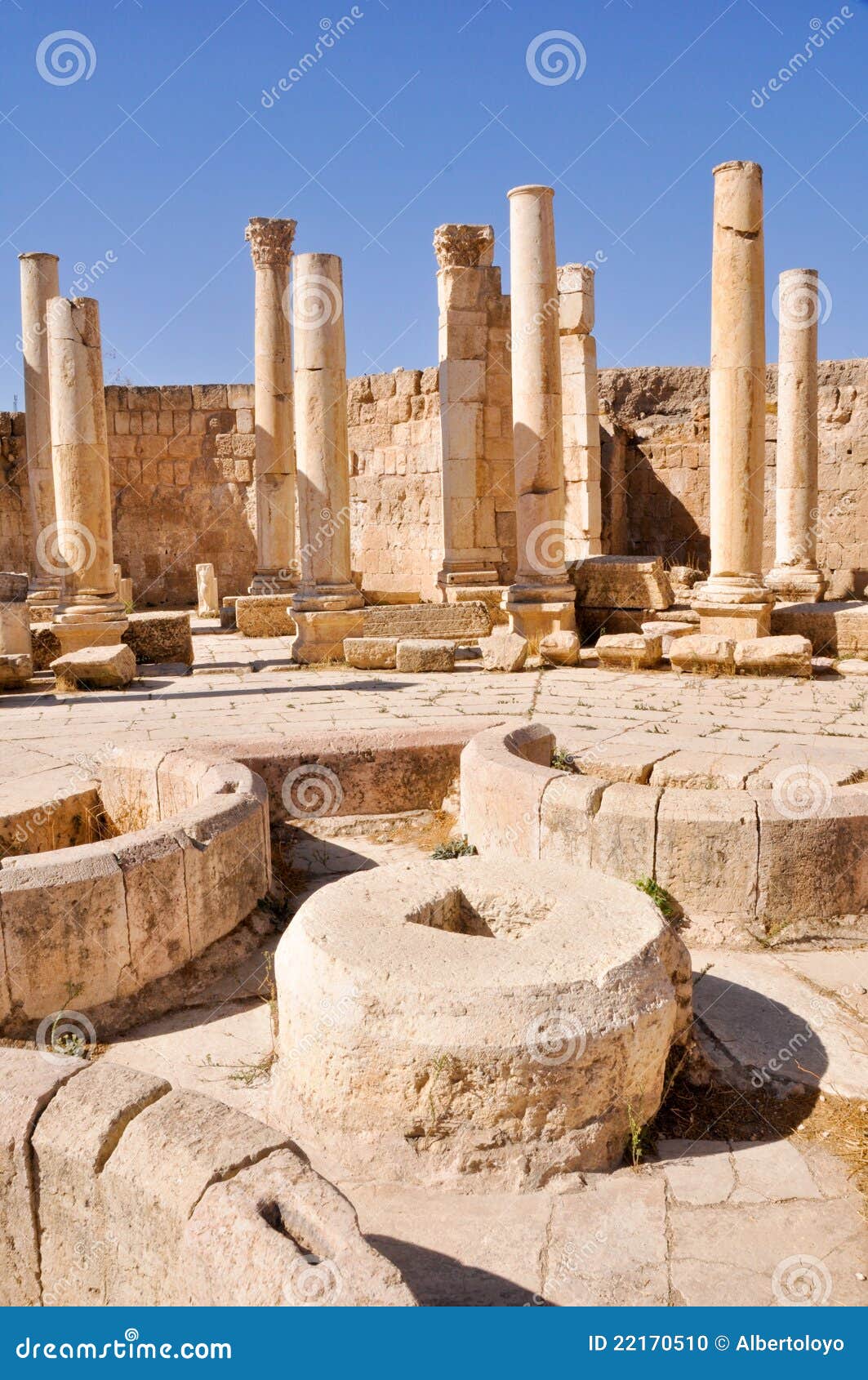 The Macellum (the Market), Jerash (Jordan) Stock Photo - Image of ... The Macellum (the Market), Jerash (Jordan) Stock Photo - Image of ...