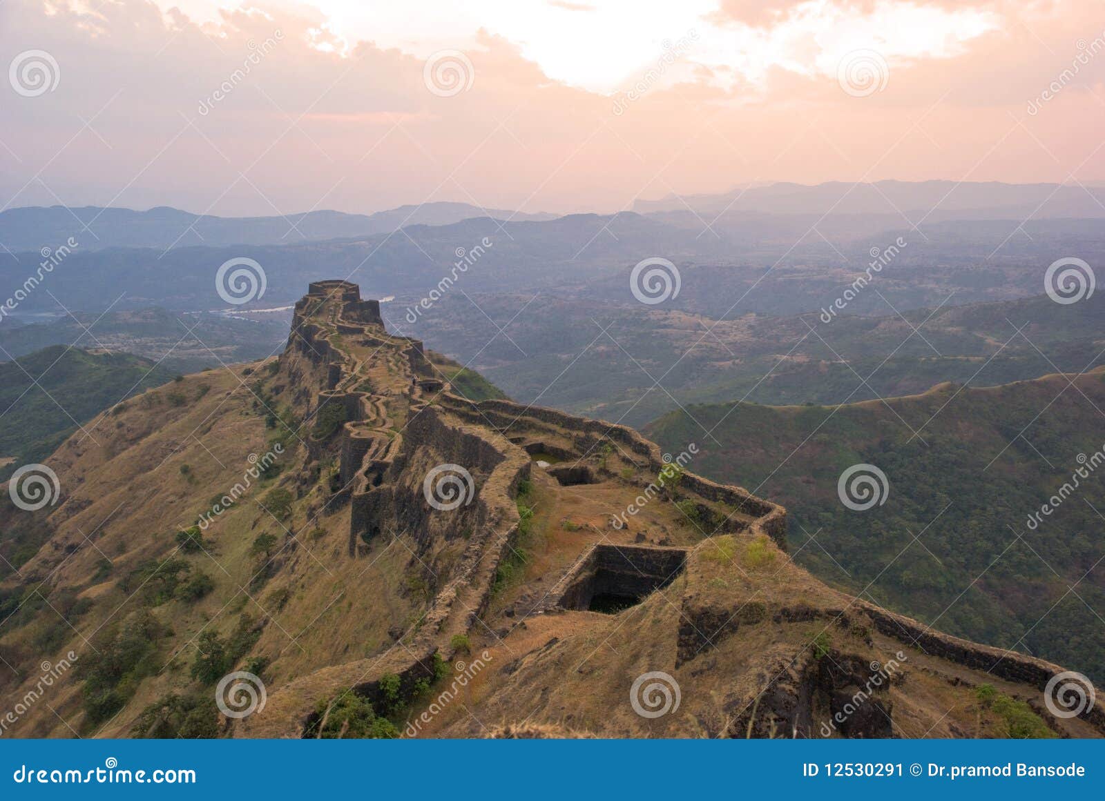 Machi rajgadh sanjeevani 库存图片. 图片 包括有 印度, 堡垒, 马哈拉施特拉邦 - 12530291