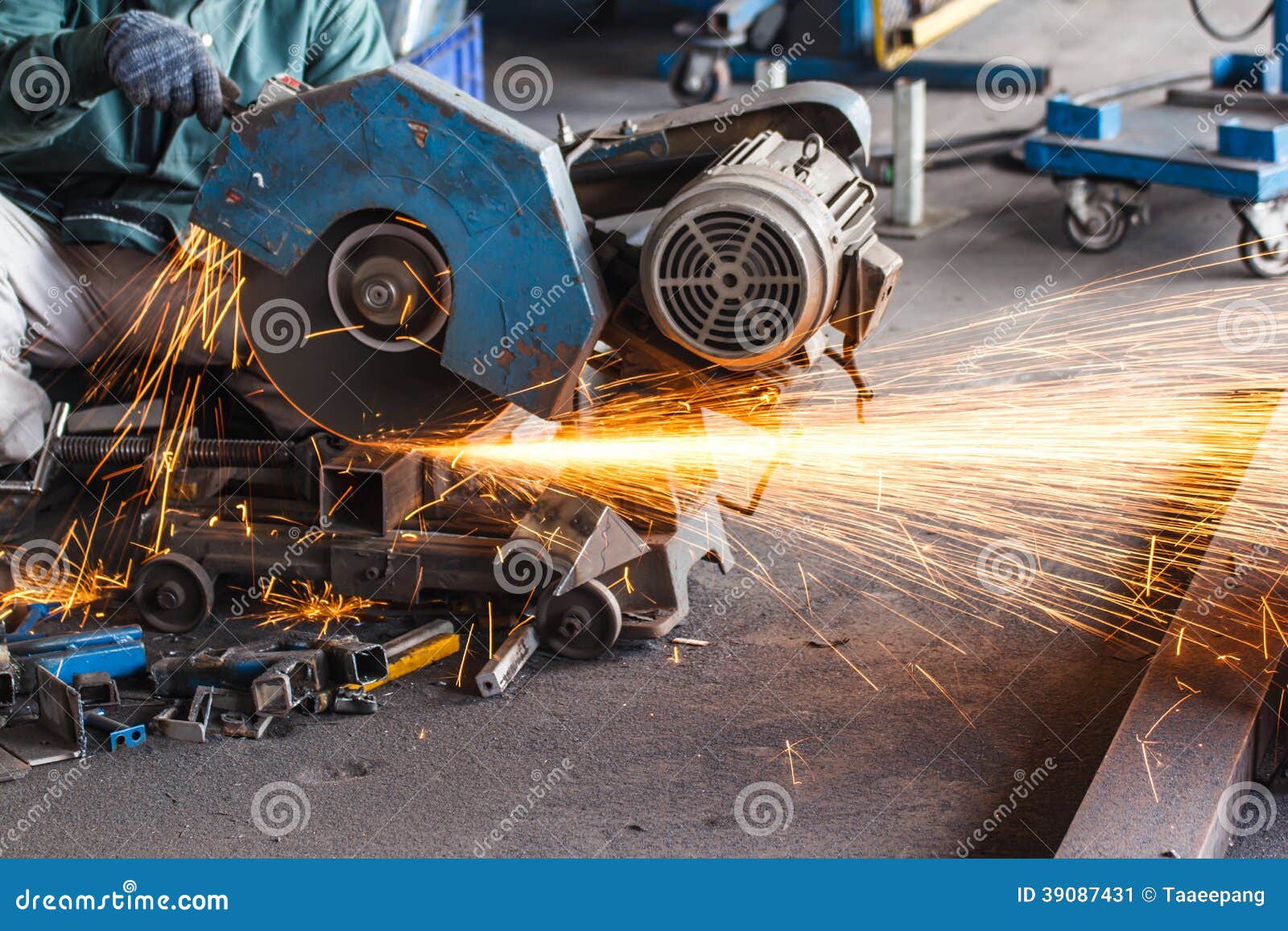 Machine for cutting steel stock image. Image of steel - 39087431