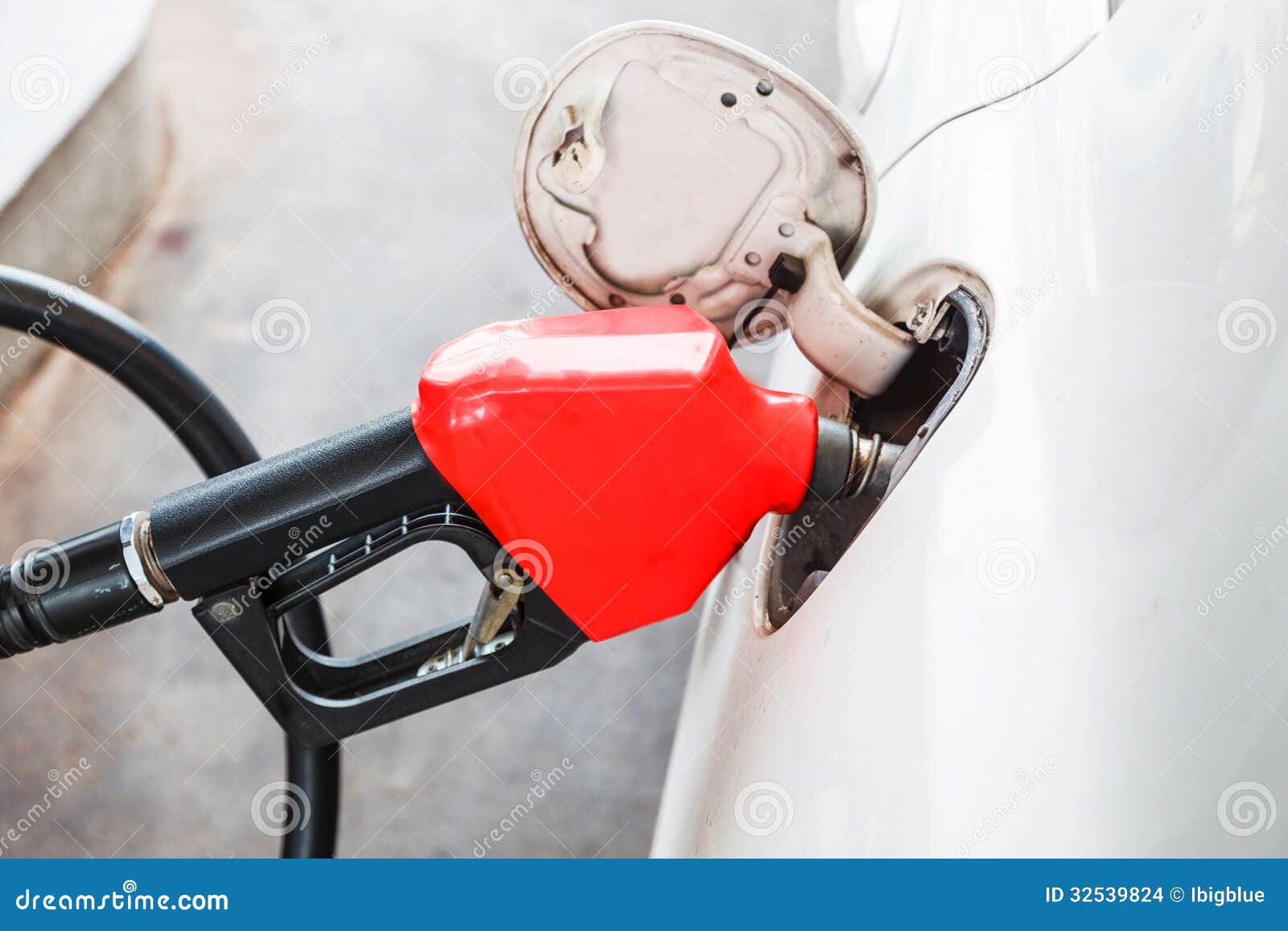 Machine D'essence De Pompe De Gicleur D'essence Photo stock - Image du ...