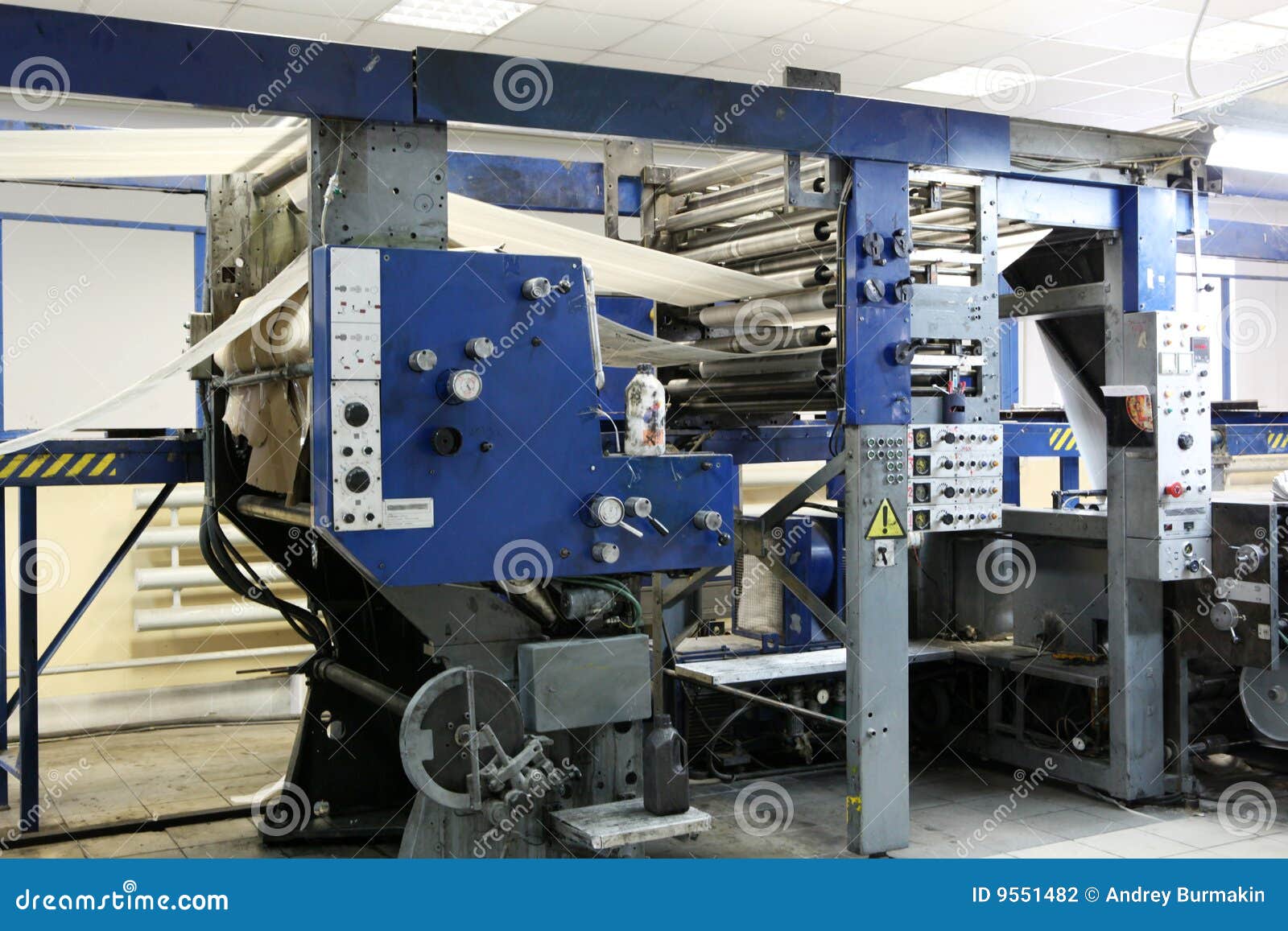 Machine d'impression photo stock. Image du brochure, éditez - 9551482