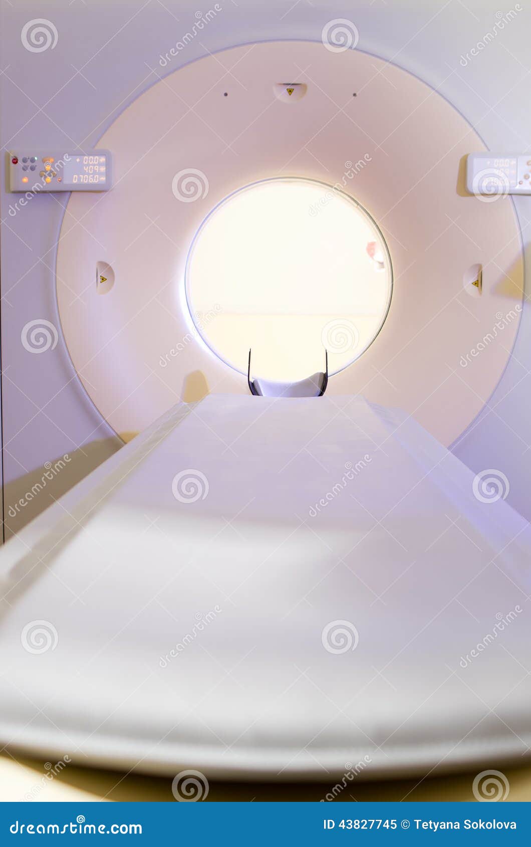 Machine De Diagnostic De Tomographie D'ordinateur Image stock - Image ...
