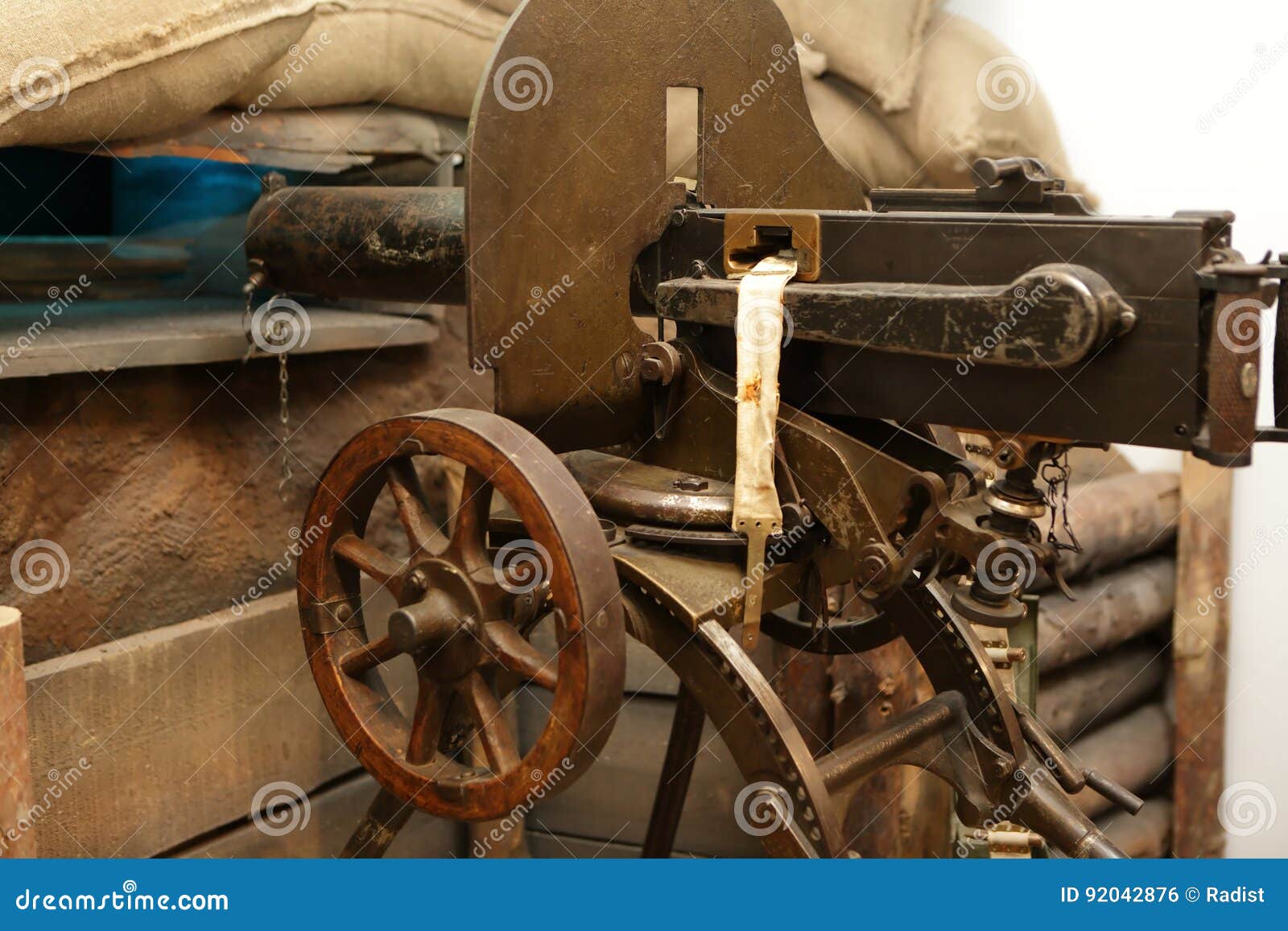 Machine gun maxim editorial photo. Image of professional - 92042876