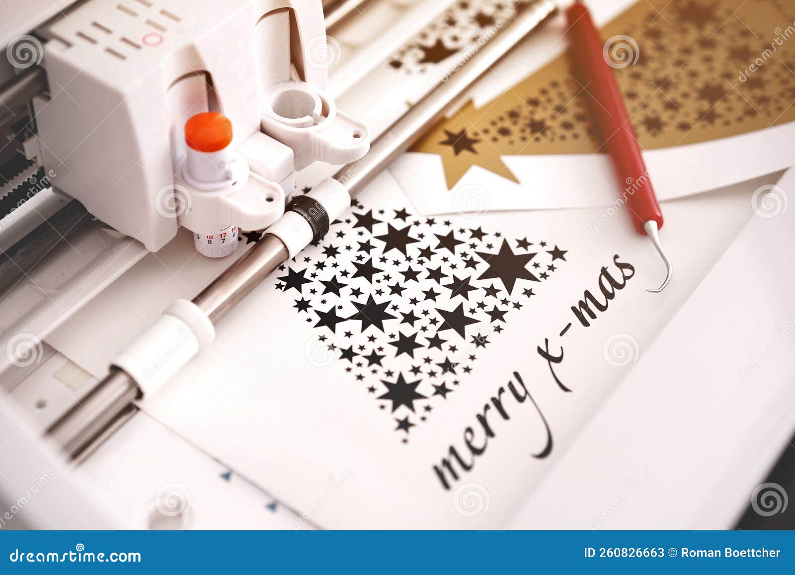 Machine Head of Plotting Machine with Adjustable Blade Cuts Christmas ...