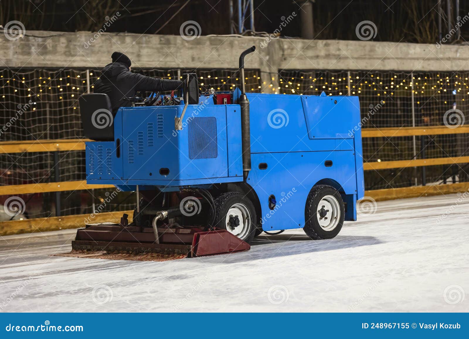 Ice leveling machine editorial image. Image of snow - 248967155
