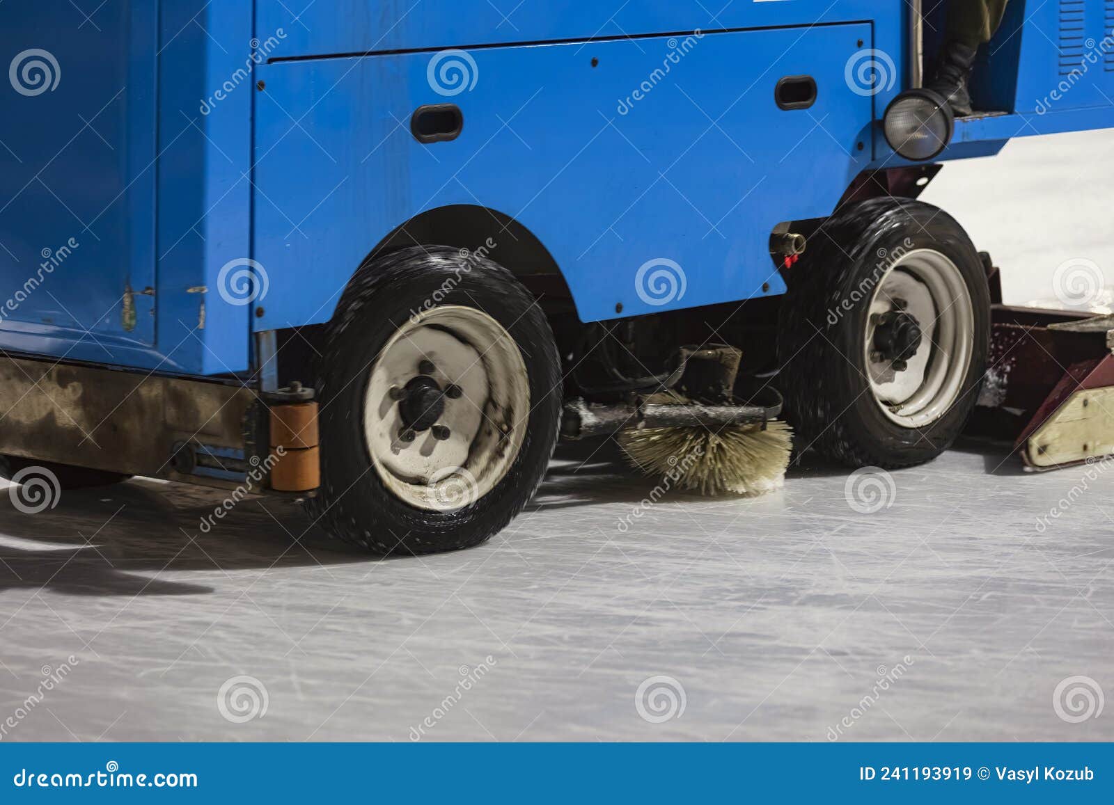 Ice leveling machine stock image. Image of sport, recondition - 241193919