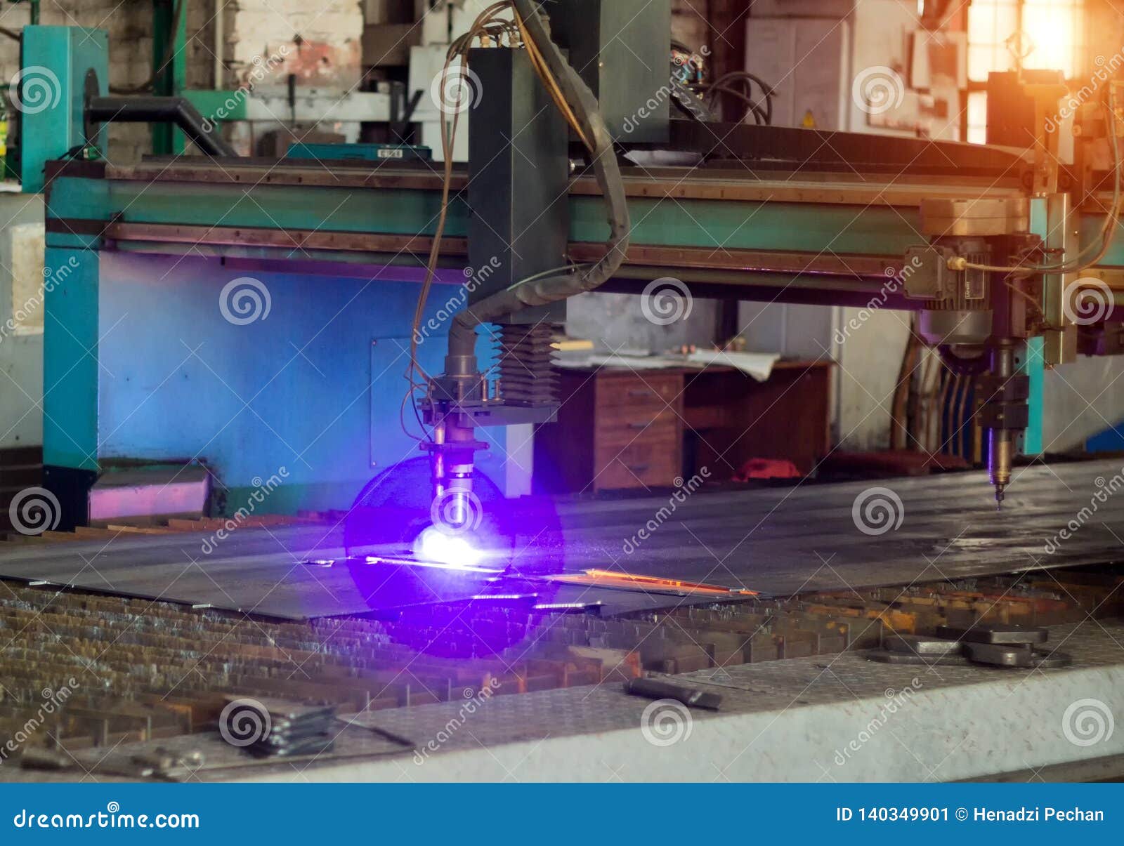 Machine for Modern Automatic Plasma Laser Cutting of Metals, Plasma ...
