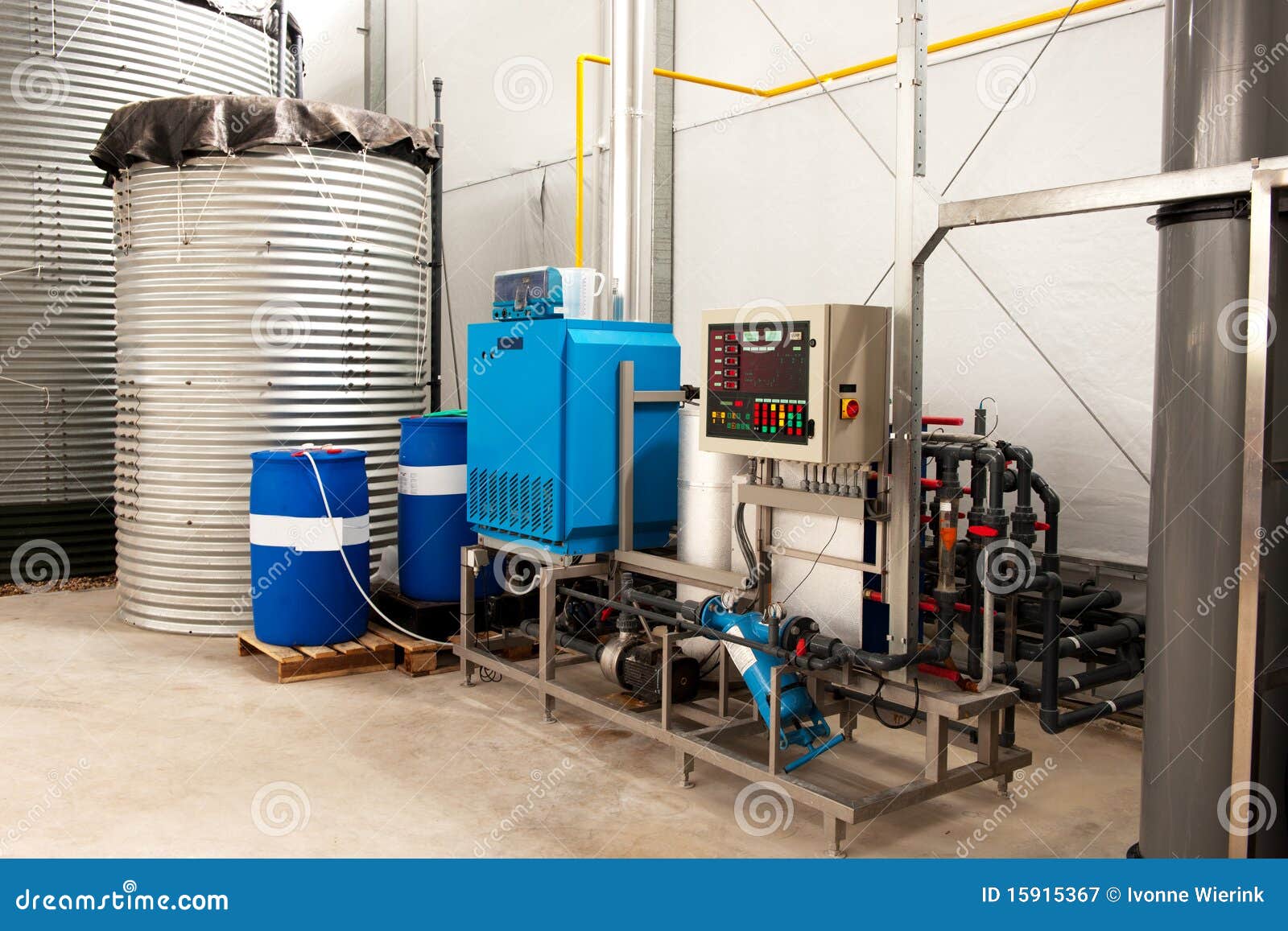 Machine room stock image. Image of industry, tubes, indoor - 15915367