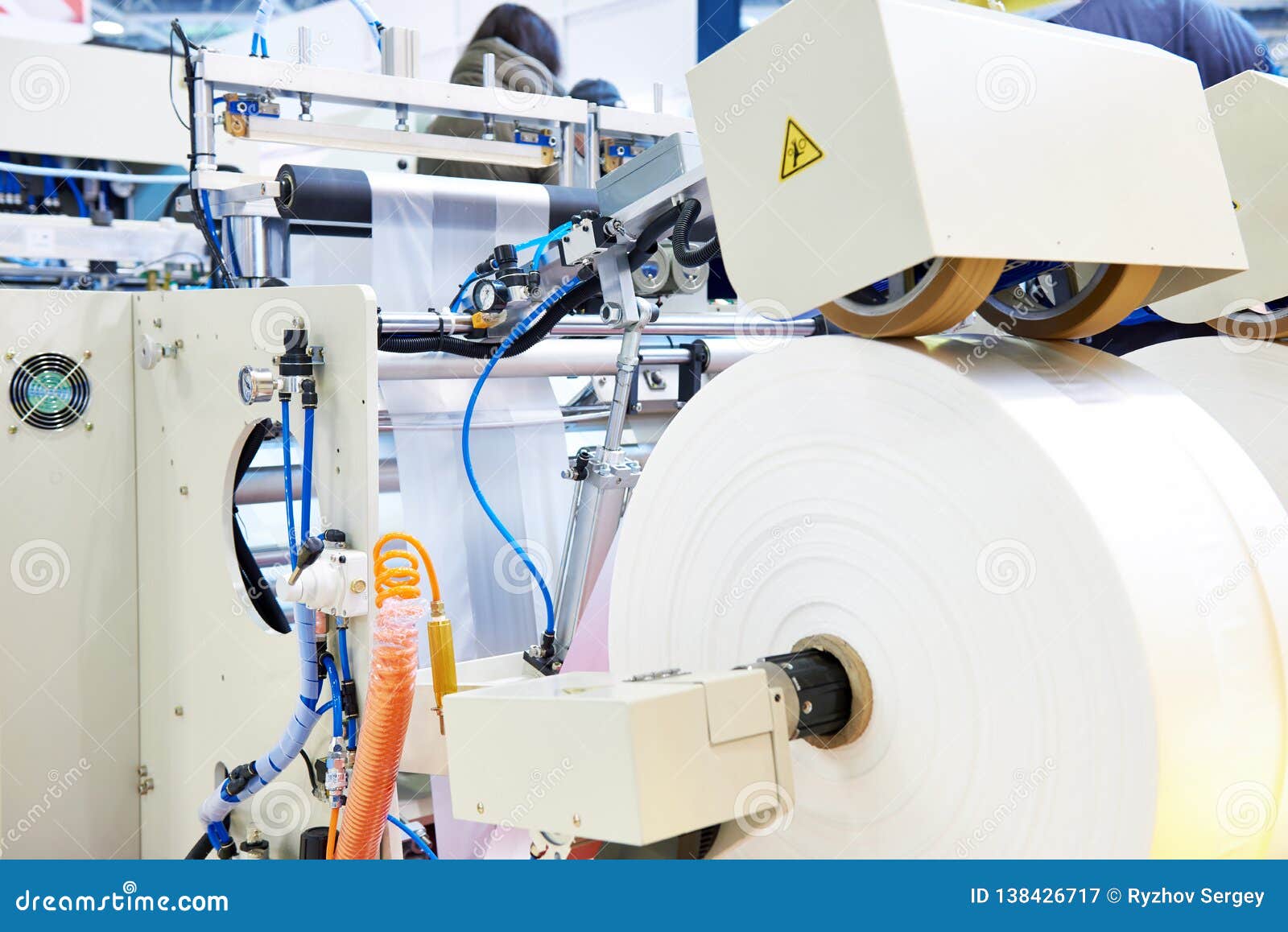Machine Voor Productie Van Plastic Zakken Stock Afbeelding - Image of ...