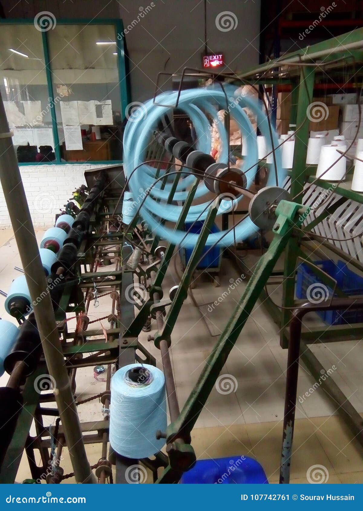 Machineries редакционное фото. изображение насчитывающей фабрика ...