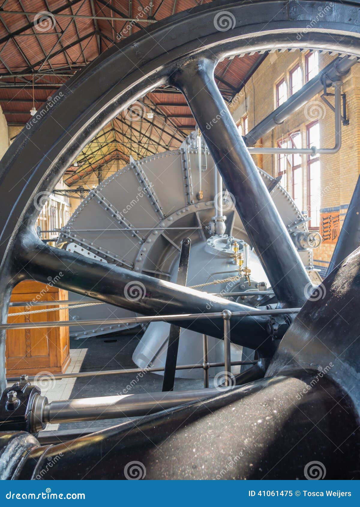 Machineruimte Van Historisch Stoom Pompstation Redactionele Afbeelding ...