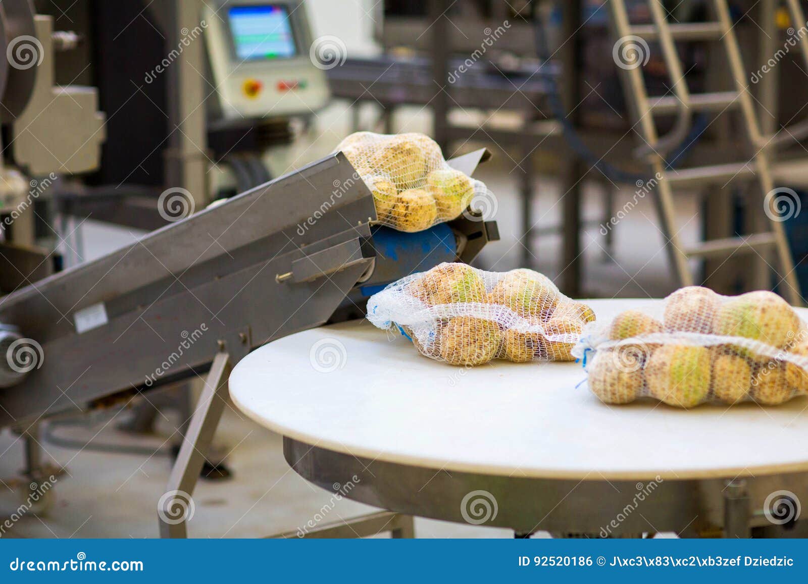 Machinery in Fruit and Vegetable Wholesale Editorial Photo - Image of ...