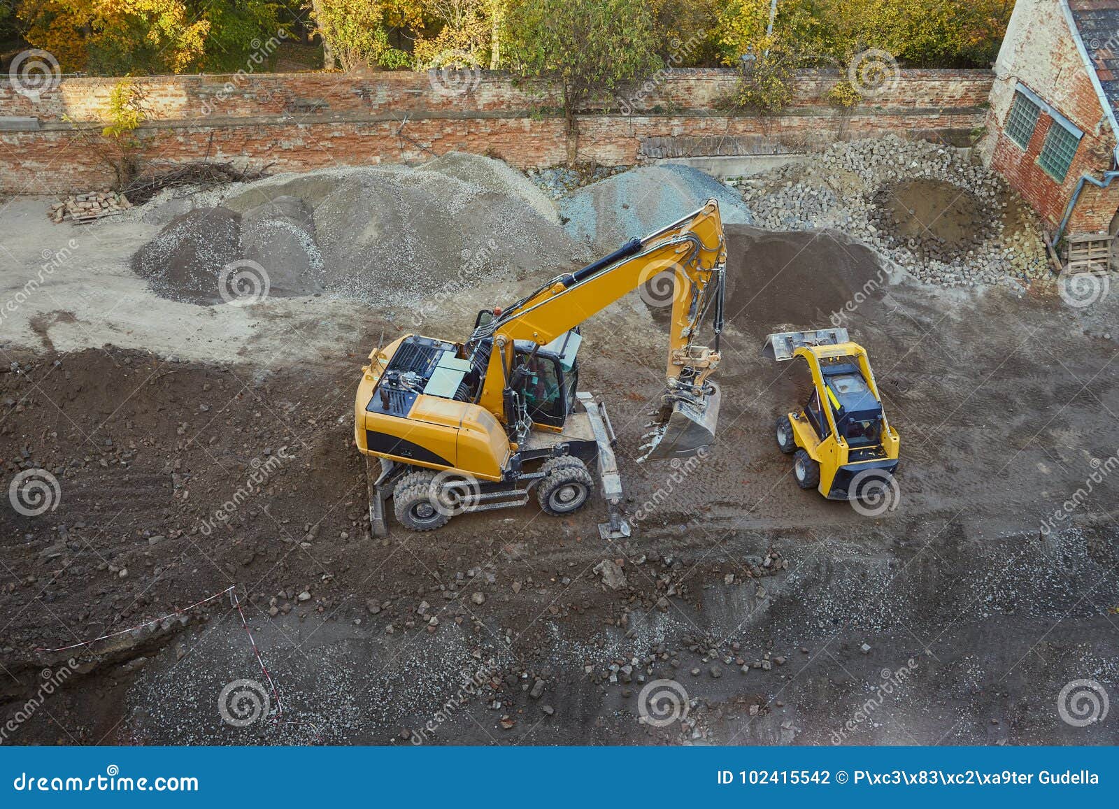 Machines De Chantier De Construction Photo stock - Image du bouteur ...
