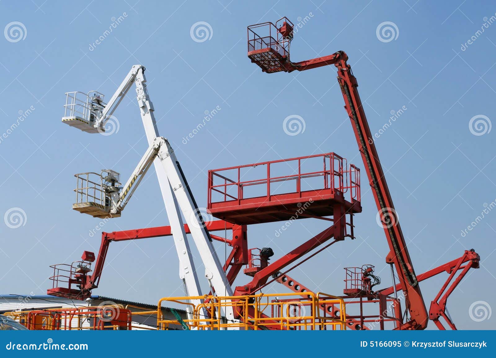 Machines De Levage Hydraulique Image stock - Image du objet, cerise ...
