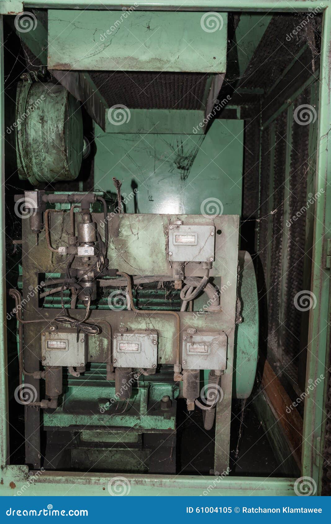 Machines Expiration Stock Photos - Free & Royalty-Free Stock Photos ...