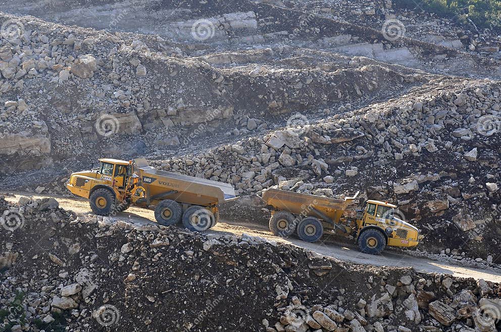 Machines Work on Public Works Editorial Photo - Image of liebherr ...