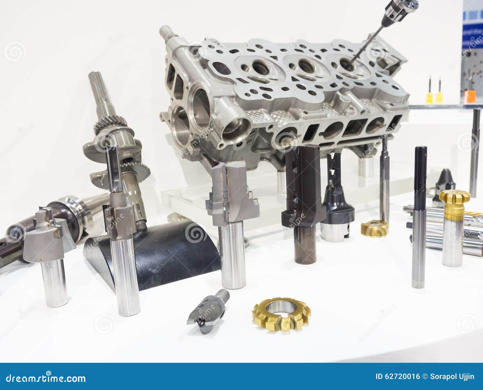 CNC Machining Tool Setting Center Bar After Cutting Metal Milling ...