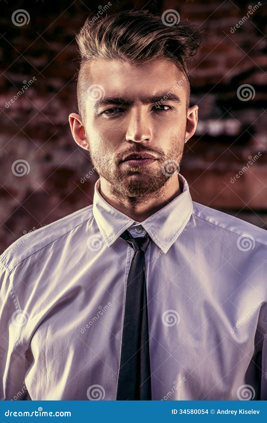 Machista del hombre foto de archivo. Imagen de hermoso - 34580054