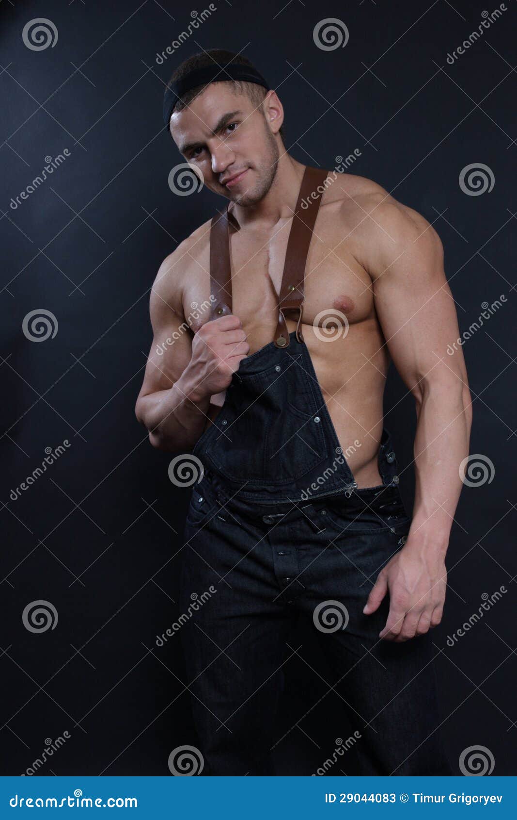 Macho immagine stock. Immagine di generale, marrone, occhi - 29044083