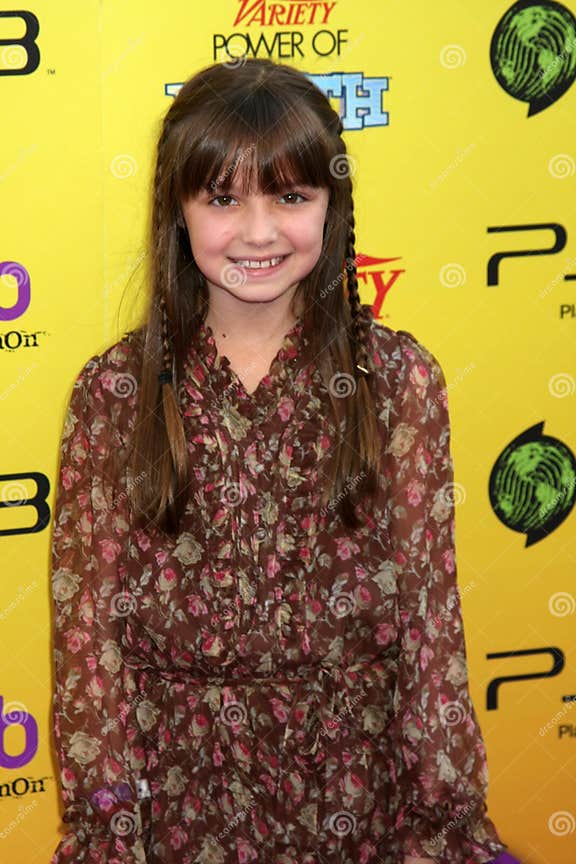 Mackenzie Aladjem editorial photo. Image of evemt, studios - 21785621