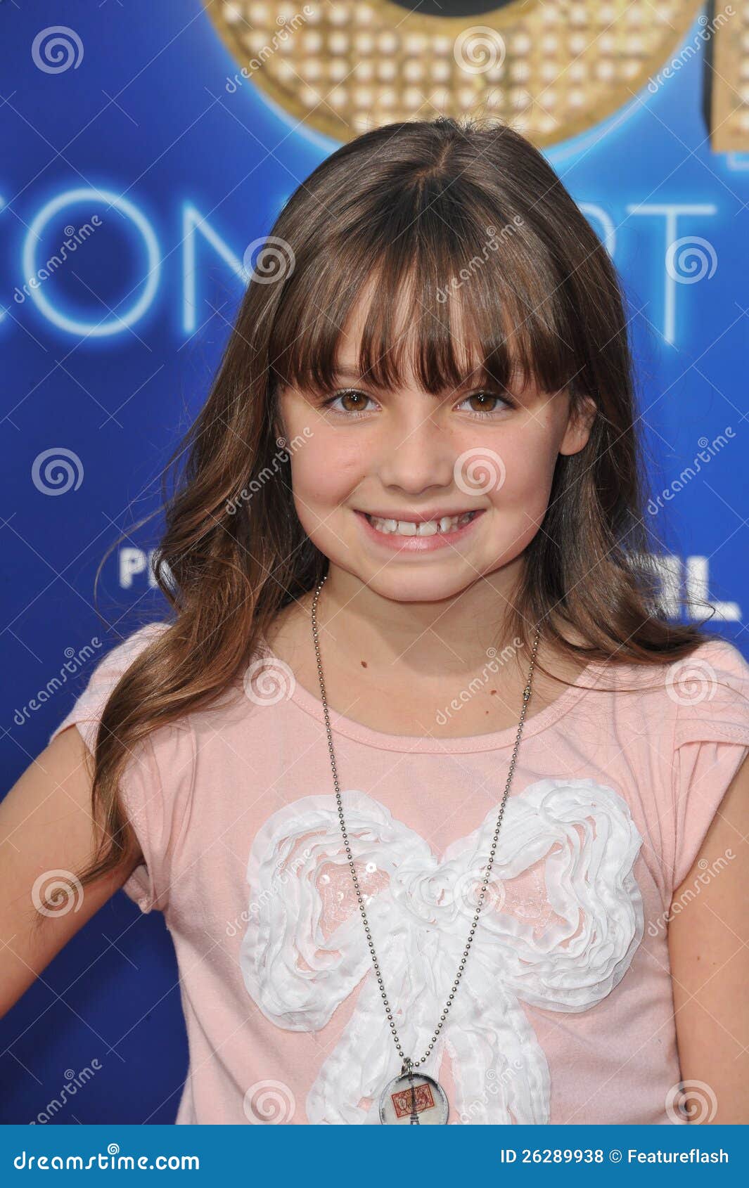 Mackenzie Aledjem editorial stock photo. Image of angeles - 26289938