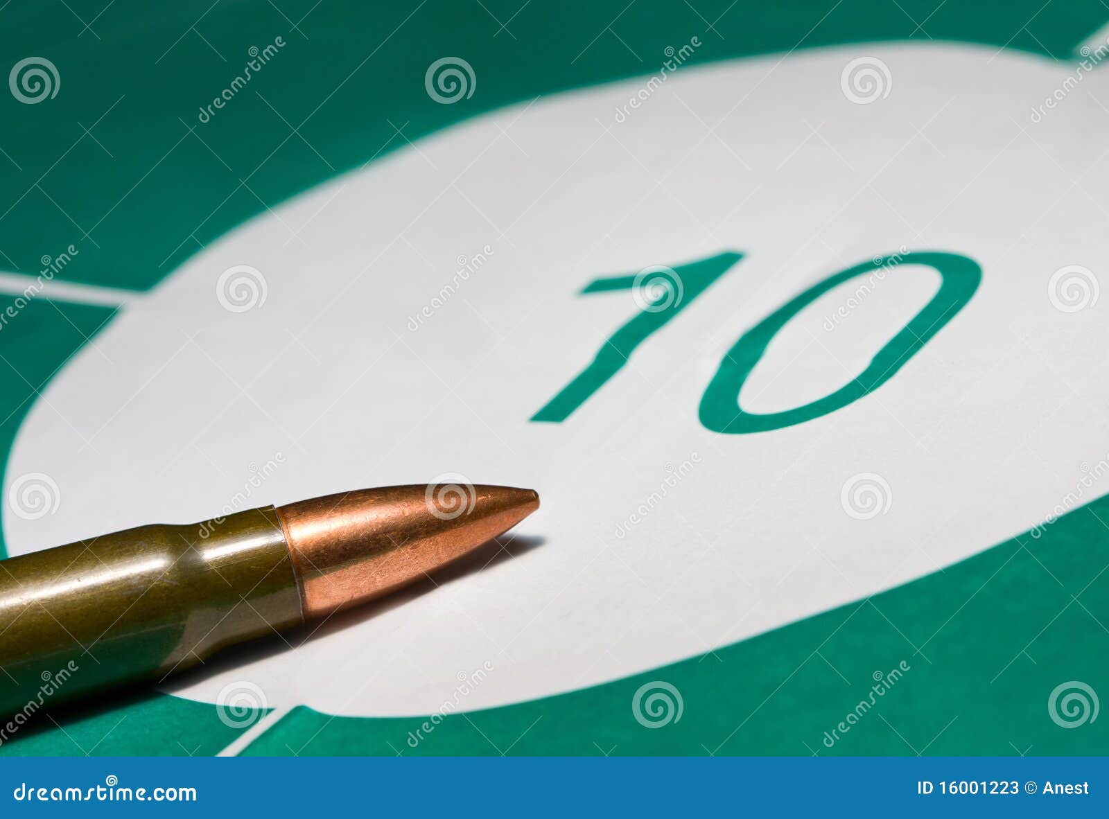 Macro of Bullet on Bullseye Stock Image - Image of center, brass: 16001223