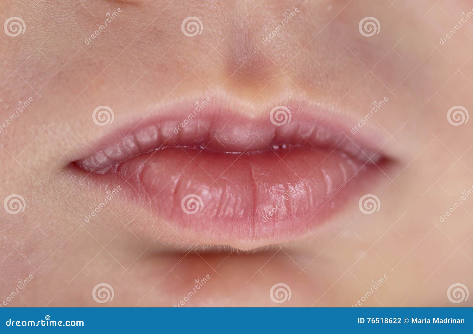 Macro Di Una Bocca Del Bambino Fotografia Stock - Immagine di adorabile ...