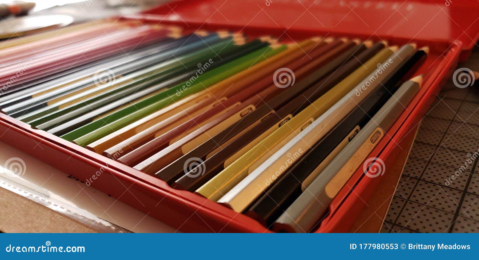 Macro Display Alignment of Colored Pencils in Neatly Ordered Assortment ...