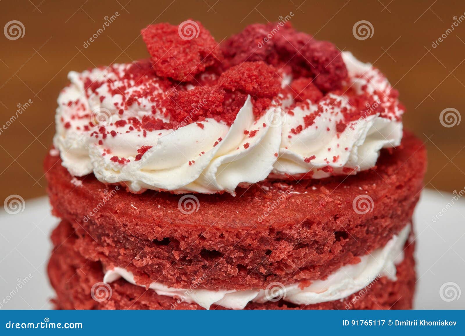 Macro Do Bolo Vermelho Redondo De Veludo Com Creme Imagem de Stock ...