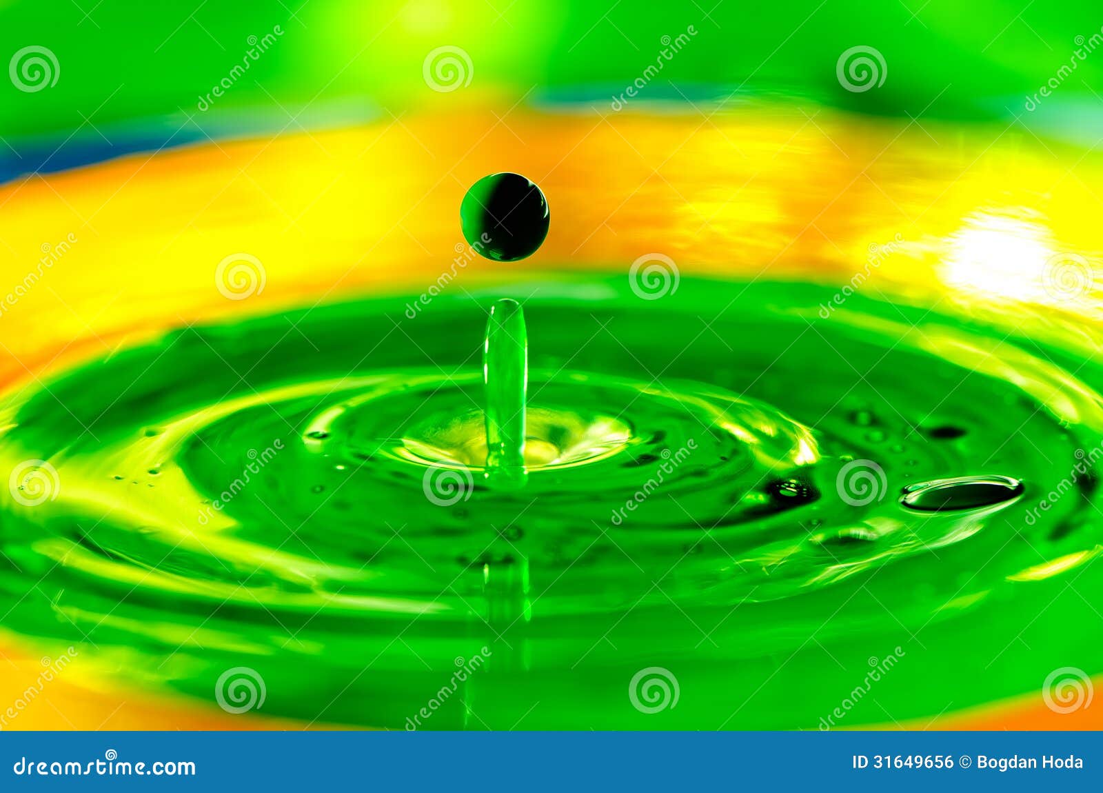 Macro Liquid Paint Drops Splashing in Water Stock Photo - Image of ...