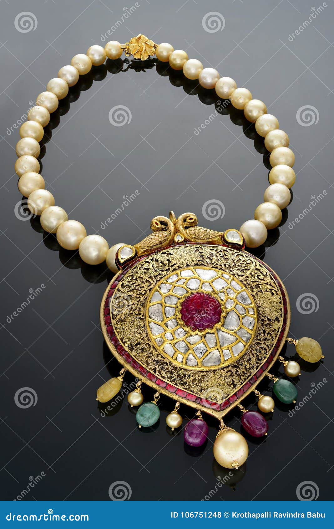 Macro shot of Gold jewelry stock photo. Image of tradition - 106751248