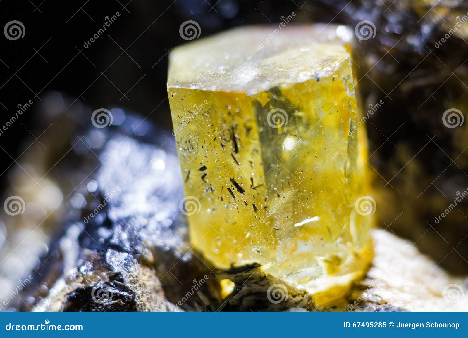 Macro of a yellow heliodor stock image. Image of yellow - 67495285