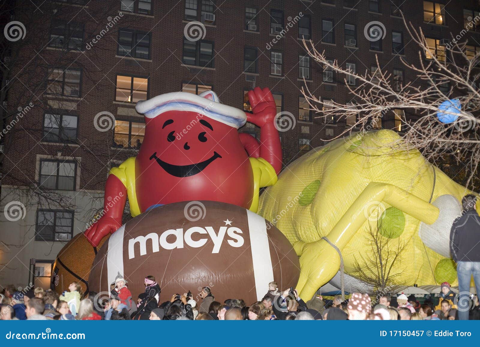Macy s balloon inflation editorial photography. Image of macy - 17150457