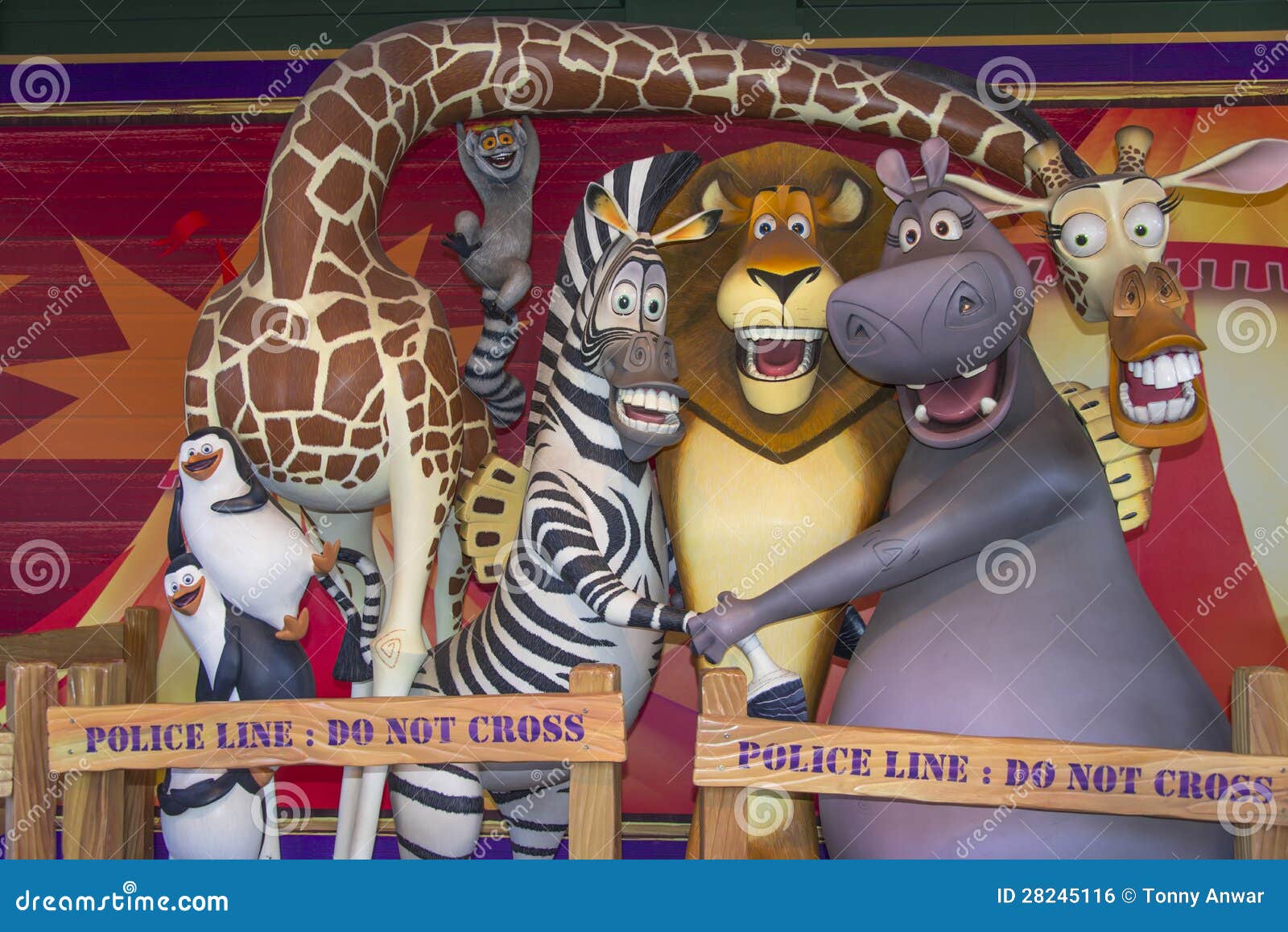 Madagascar Cartoon Character Editorial Photo - Image: 28245116