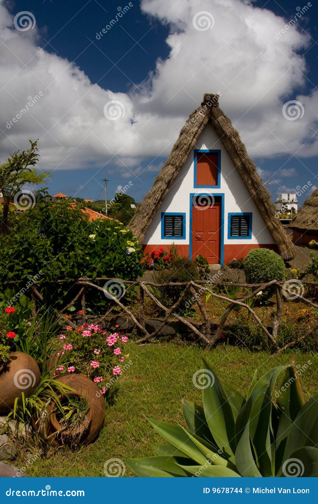 Madeira house stock photo. Image of blue, flower, garden - 9678744