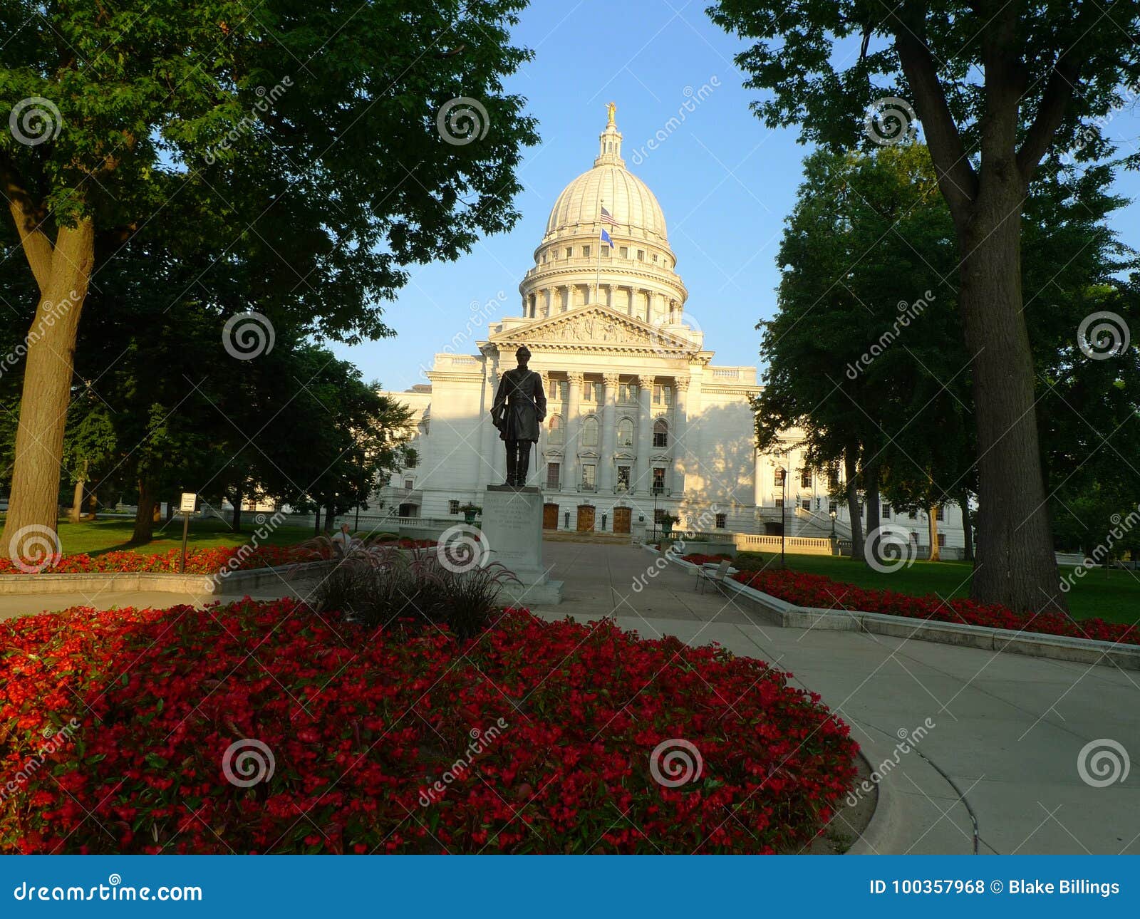 Madison, Wi Capitol Building Editorial Stock Photo - Image of culture ...