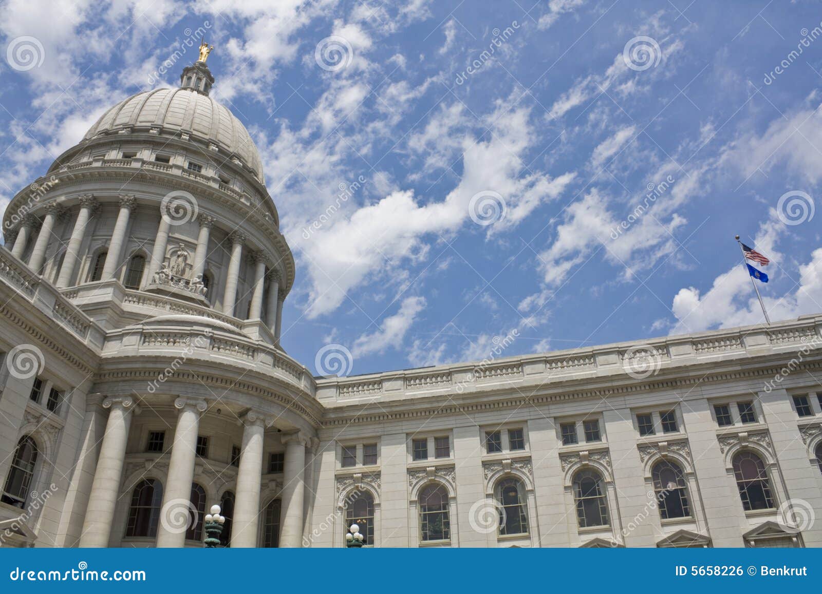 Madison, Wisconsin - Capitólio Do Estado Foto de Stock - Imagem de ...