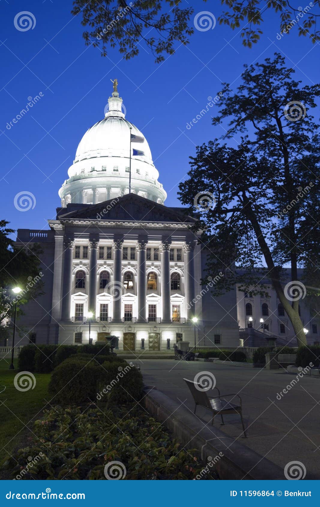 Madison, Wisconsin - State Capitol Stock Photo - Image of tourist ...