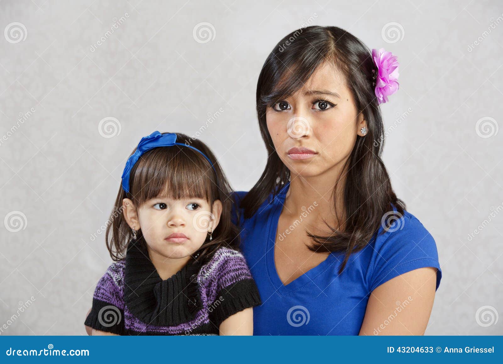 Madre Decepcionada Con El Niño Imagen de archivo - Imagen de latina ...