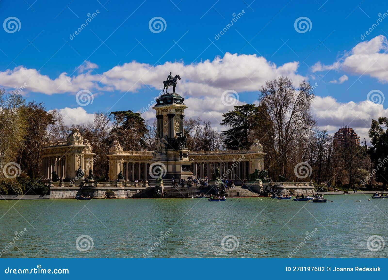 Madrid Park Retiro Spring Landscape with Water Stock Photo - Image of ...