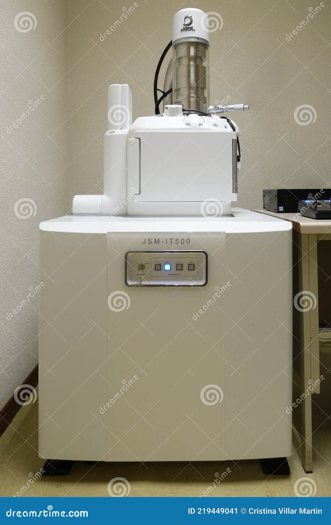 Scanning Electron Microscope Editorial Photo | CartoonDealer.com #167054417