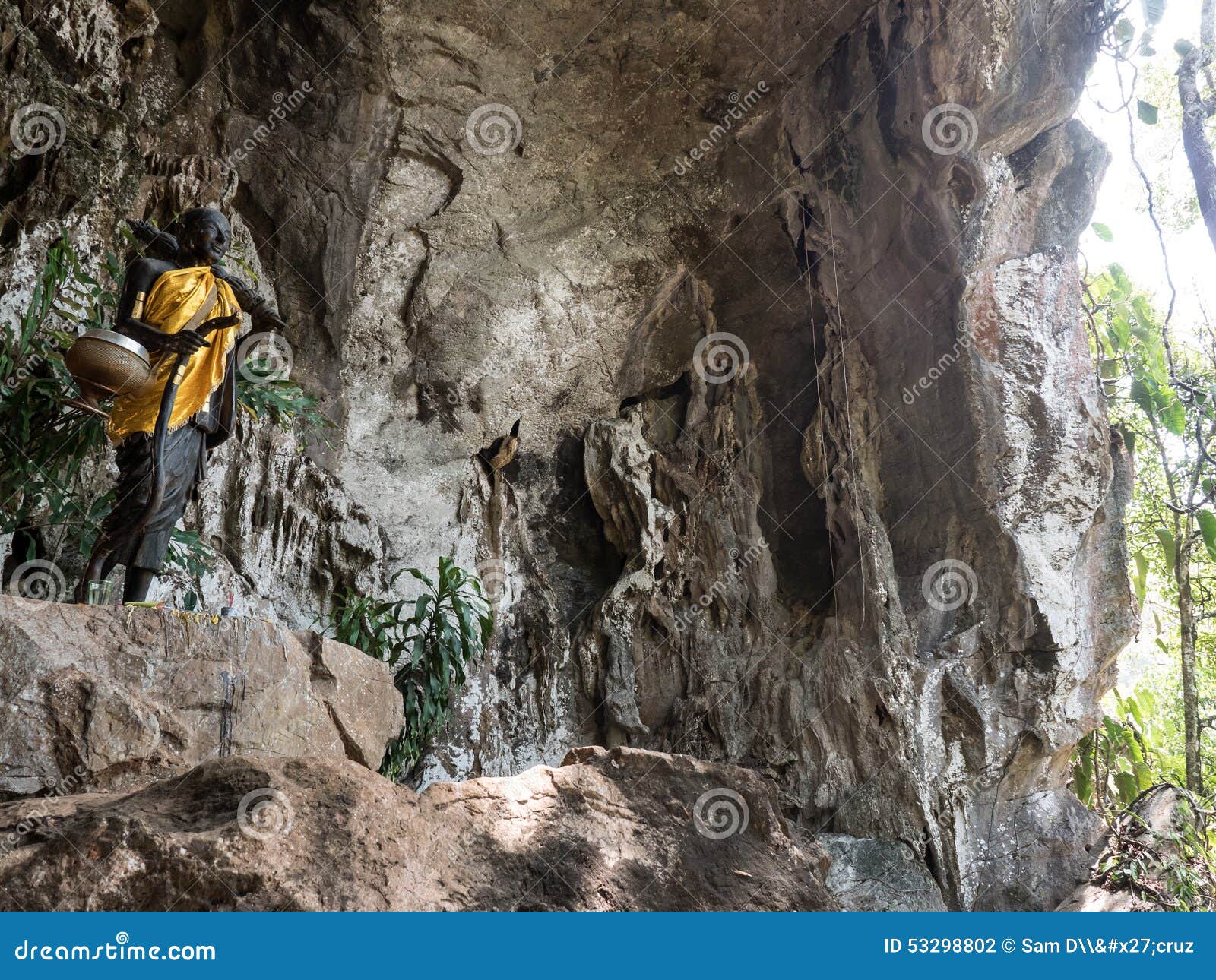 Mae Sap Cave, Thailand stock photo. Image of statue, geological - 53298802