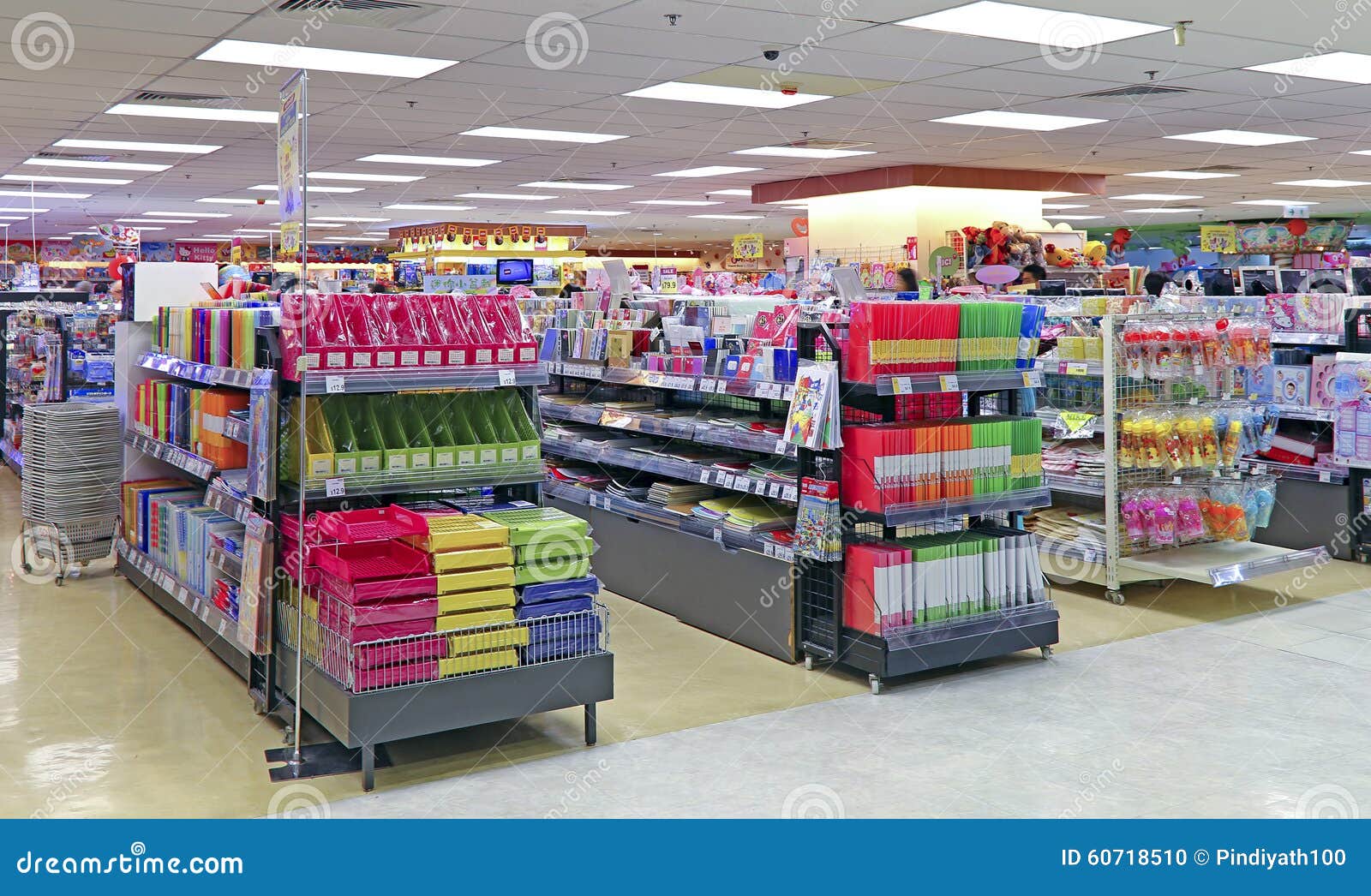 Magasin De Produits De Papeterie Image éditorial - Image of dépliants ...