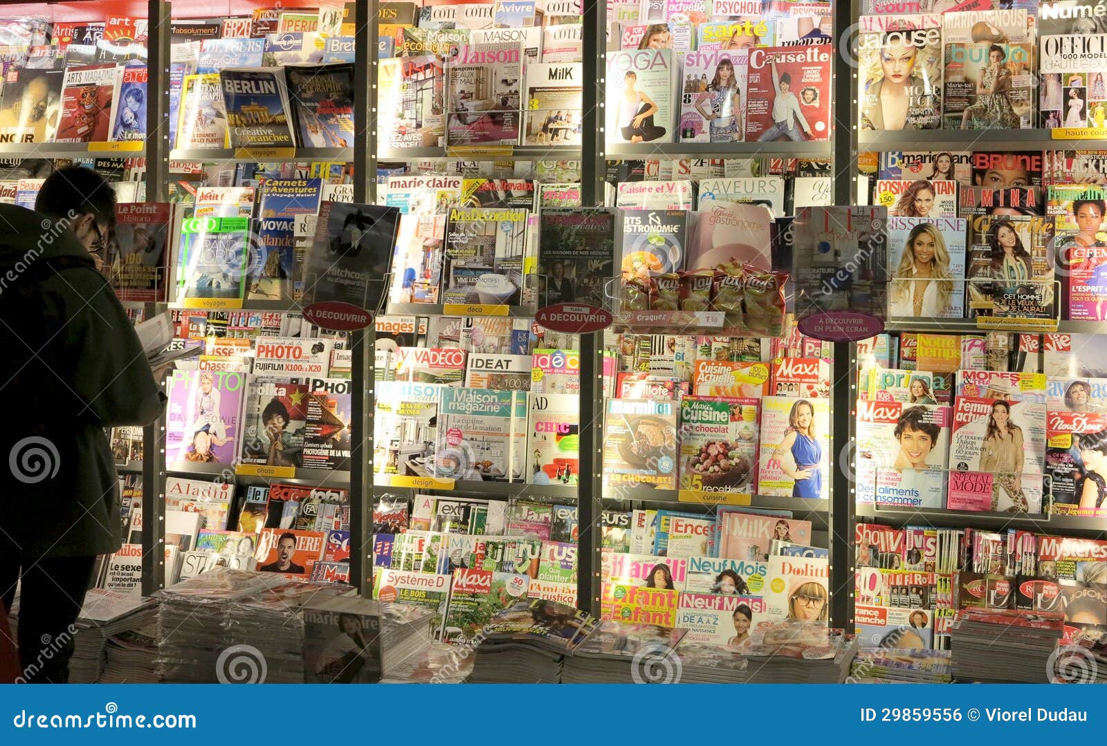 Magazines in press stand editorial photo. Image of newspapers - 29859556