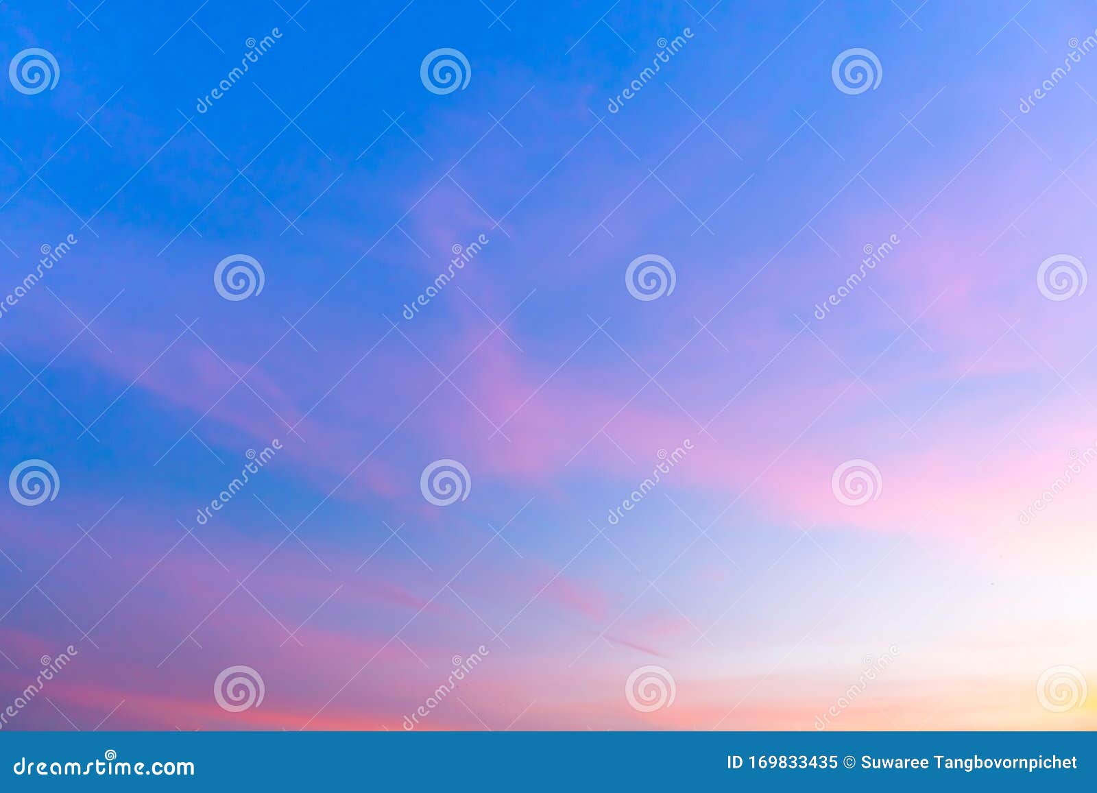 Magenta Color of Sunset Twilight Sky and Cloud Stock Image - Image of ...
