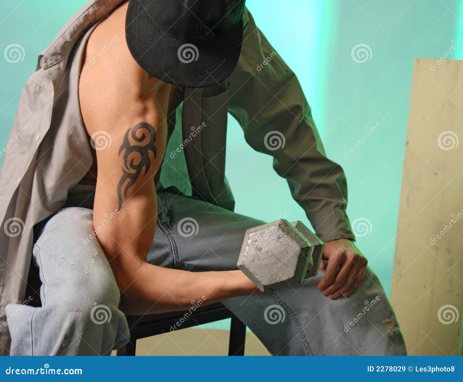 Magere man training stock afbeelding. Image of slank, mens - 2278029