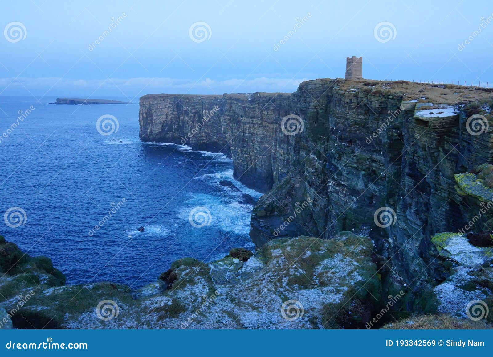 Magic Hour View of Ocean and Cliff in Orkney Islands Scotland Stock ...